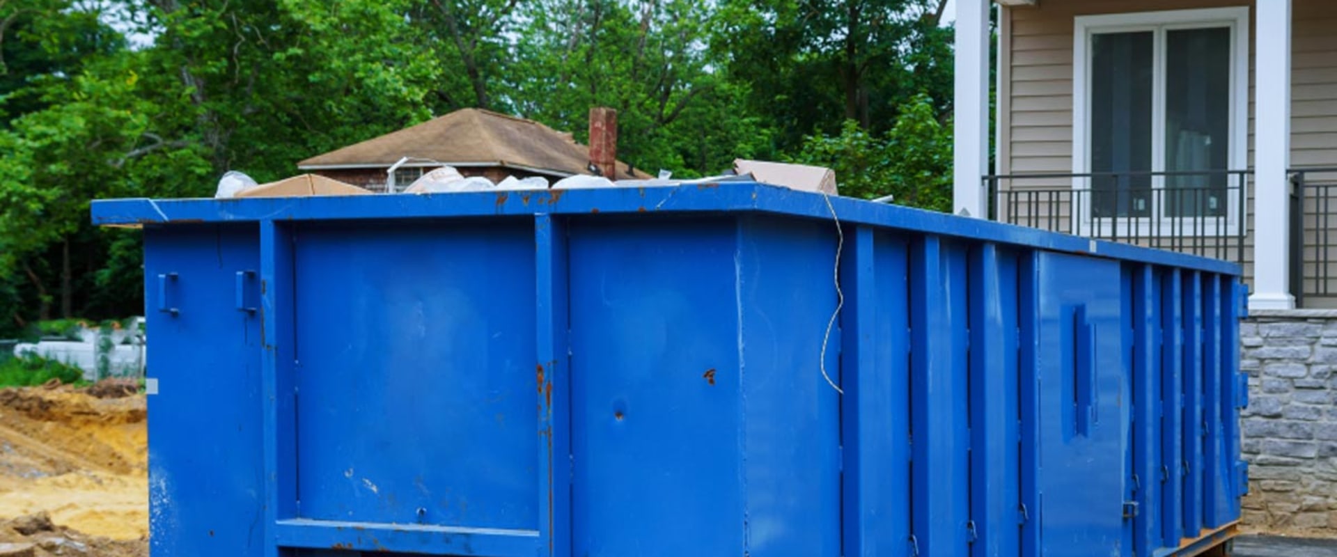 Reliable Dumpster Rental Tips & Waste Management Guides